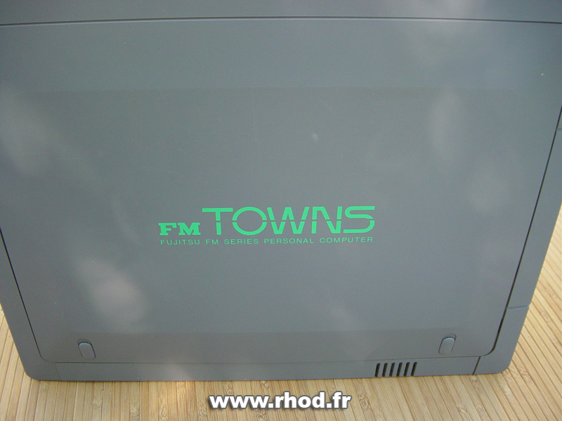 FUJITSU FM TOWNS II